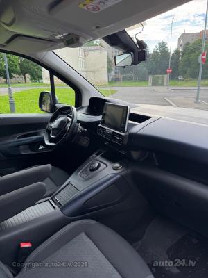 Black Peugeot Rifter 2020 in Narva-Joesuu, with an engine capacity of 1.50 L and mileage of 106 thousand km for 16600 €, photo 10 on AUTOMOTO.COM.LV