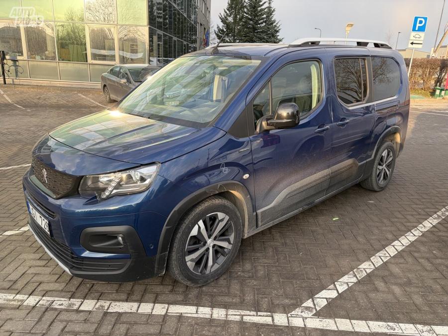 Zils Peugeot Rifter 2019 Viļņa, ar dzinēja tilpumu 1.20 L un nobraukumu 234 tūkst. km par 11500 €, foto 3 vietnē AUTOMOTO.COM.LV
