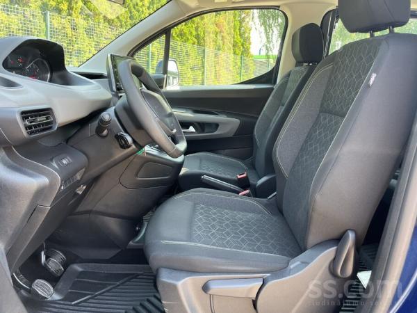 Zils Peugeot Rifter 2019 Jelgava, ar dzinēja tilpumu 1.20 L un nobraukumu 149 tūkst. km par 7990 €, foto 7 vietnē AUTOMOTO.COM.LV