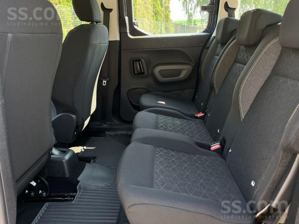 Zils Peugeot Rifter 2019 Jelgava, ar dzinēja tilpumu 1.20 L un nobraukumu 149 tūkst. km par 7990 €, foto 8 vietnē AUTOMOTO.COM.LV