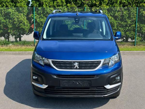 Zils Peugeot Rifter 2019 Jelgava, ar dzinēja tilpumu 1.20 L un nobraukumu 149 tūkst. km par 7990 €, foto 2 vietnē AUTOMOTO.COM.LV