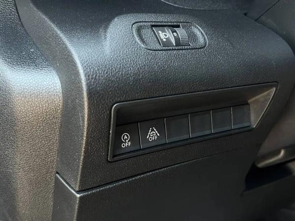 Zils Peugeot Rifter 2019 Jelgava, ar dzinēja tilpumu 1.20 L un nobraukumu 149 tūkst. km par 7990 €, foto 10 vietnē AUTOMOTO.COM.LV