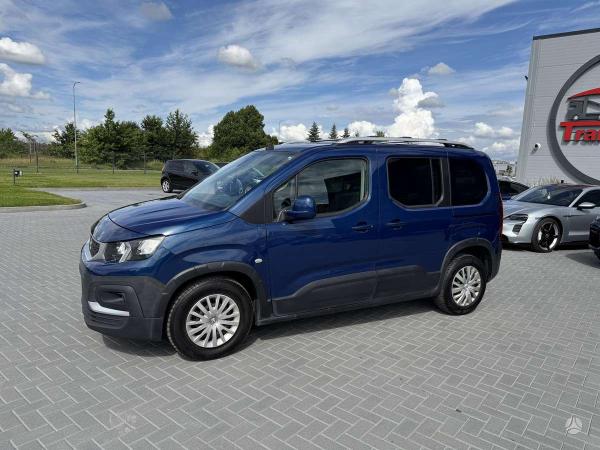 Zils Peugeot Rifter 2019 Telšiai, ar dzinēja tilpumu 1.50 L un nobraukumu 244 tūkst. km par 9300 €, foto 2 vietnē AUTOMOTO.COM.LV