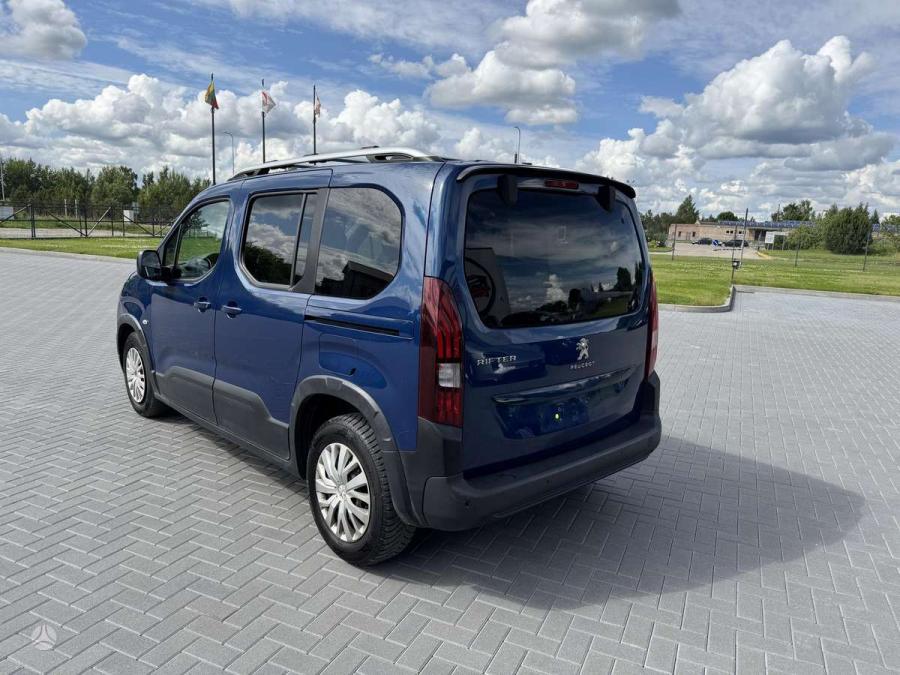 Синий Пежо Rifter 2019 в Тельшяй, объемом двигателя 1.50 л и пробегом 244 тыс. км за 9300 €, фото 5 на AUTOMOTO.COM.LV