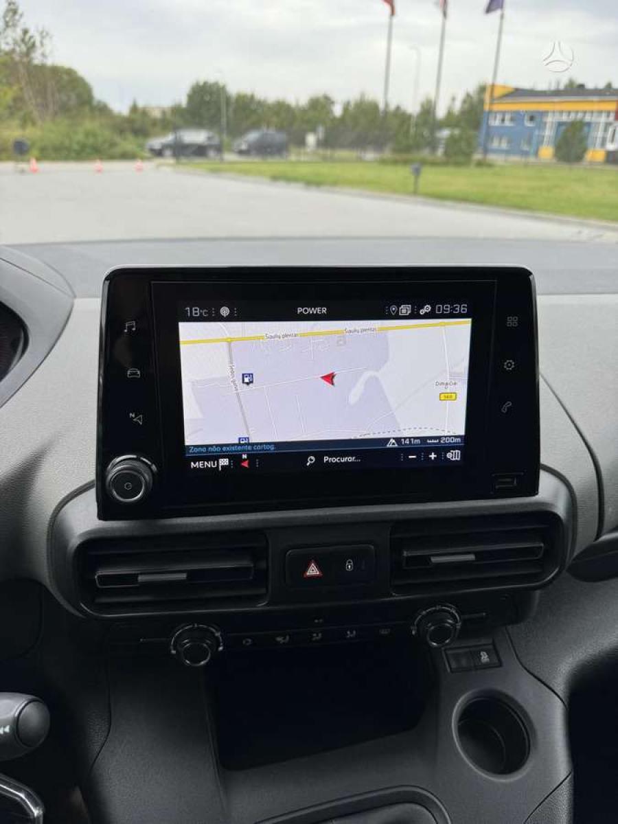Zils Peugeot Rifter 2019 Telšiai, ar dzinēja tilpumu 1.50 L un nobraukumu 244 tūkst. km par 9300 €, foto 28 vietnē AUTOMOTO.COM.LV