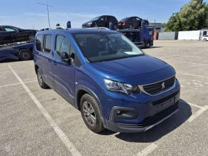 Zils Peugeot Rifter 2022 Viļņa, ar dzinēja tilpumu 1.20 L un nobraukumu 194 tūkst. km par 11800 €, foto 1 vietnē AUTOMOTO.COM.LV
