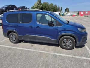 Zils Peugeot Rifter 2022 Viļņa, ar dzinēja tilpumu 1.20 L un nobraukumu 194 tūkst. km par 11800 €, foto 4 vietnē AUTOMOTO.COM.LV