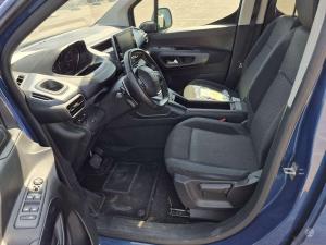 Zils Peugeot Rifter 2022 Viļņa, ar dzinēja tilpumu 1.20 L un nobraukumu 194 tūkst. km par 11800 €, foto 18 vietnē AUTOMOTO.COM.LV