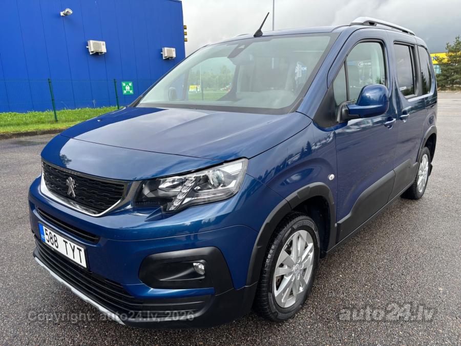 Zils Peugeot Rifter 2018 Paide, ar dzinēja tilpumu 1.50 L un nobraukumu 98 tūkst. km par 14490 €, foto 1 vietnē AUTOMOTO.COM.LV