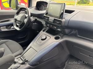Zils Peugeot Rifter 2018 Paide, ar dzinēja tilpumu 1.50 L un nobraukumu 98 tūkst. km par 14490 €, foto 9 vietnē AUTOMOTO.COM.LV