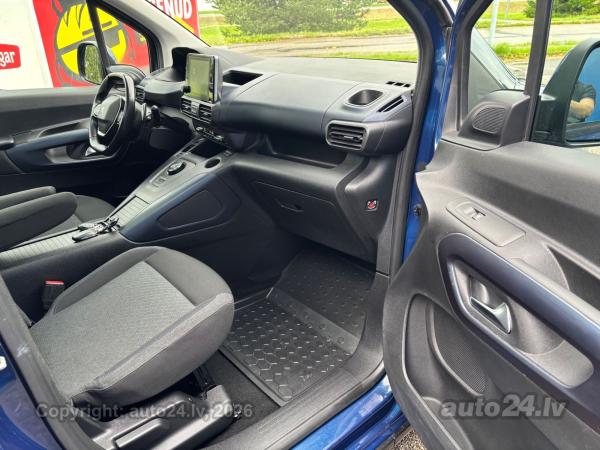 Peugeot Rifter 2018 Paide vietnÄ Zils Peugeot Rifter 2018 Paide, ar dzinÄja tilpumu 1.50 L un nobraukumu 98 tÅ«kst. km par 14490 ā¬, foto 10 vietnÄ AUTOMOTO.COM.LV