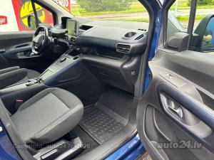 Zils Peugeot Rifter 2018 Paide, ar dzinēja tilpumu 1.50 L un nobraukumu 98 tūkst. km par 14490 €, foto 10 vietnē AUTOMOTO.COM.LV