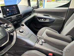 Zils Peugeot Rifter 2018 Paide, ar dzinēja tilpumu 1.50 L un nobraukumu 98 tūkst. km par 14490 €, foto 13 vietnē AUTOMOTO.COM.LV