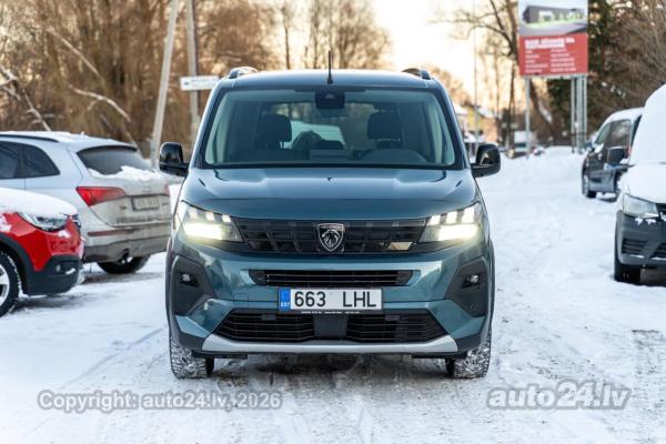 Blue Peugeot Rifter 2024 in Tallinn, with an engine capacity of 1.50 L and mileage of 61 thousand km for 26900 €, photo 2 on AUTOMOTO.COM.LV