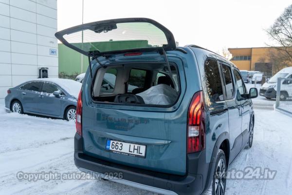 Blue Peugeot Rifter 2024 in Tallinn, with an engine capacity of 1.50 L and mileage of 61 thousand km for 26900 €, photo 11 on AUTOMOTO.COM.LV