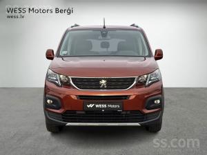 Brūns Peugeot Rifter 2020 Rīga, ar dzinēja tilpumu 1.50 L un nobraukumu 140 tūkst. km par 16990 €, foto 5 vietnē AUTOMOTO.COM.LV