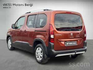 Brūns Peugeot Rifter 2020 Rīga, ar dzinēja tilpumu 1.50 L un nobraukumu 140 tūkst. km par 16990 €, foto 30 vietnē AUTOMOTO.COM.LV