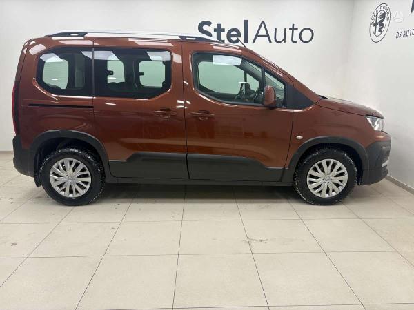 Brown Peugeot Rifter 2019 in Vilnius, with an engine capacity of 1.50 L and mileage of 72 thousand km for 13500 €, photo 7 on AUTOMOTO.COM.LV