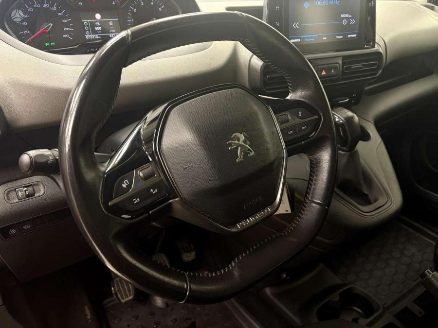 Brūns Peugeot Rifter 2019 Viļņa, ar dzinēja tilpumu 1.50 L un nobraukumu 72 tūkst. km par 13500 €, foto 14 vietnē AUTOMOTO.COM.LV