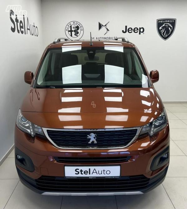Brūns Peugeot Rifter 2020 Viļņa, ar dzinēja tilpumu 1.50 L un nobraukumu 139 tūkst. km par 16500 €, foto 3 vietnē AUTOMOTO.COM.LV