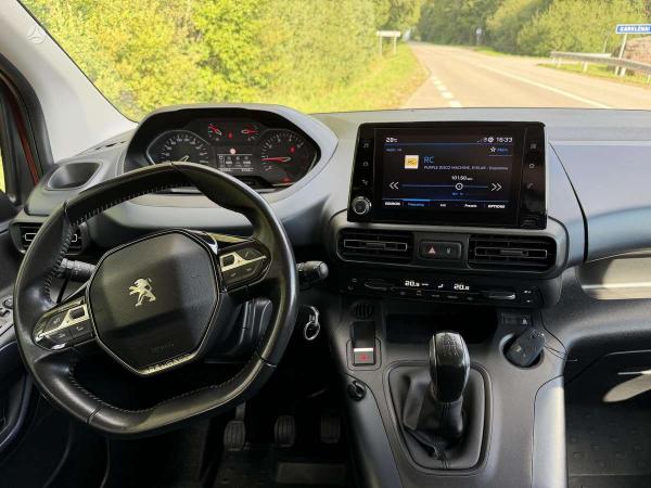 Brūns Peugeot Rifter 2018 Plungė, ar dzinēja tilpumu 1.50 L un nobraukumu 264 tūkst. km par 8600 €, foto 10 vietnē AUTOMOTO.COM.LV