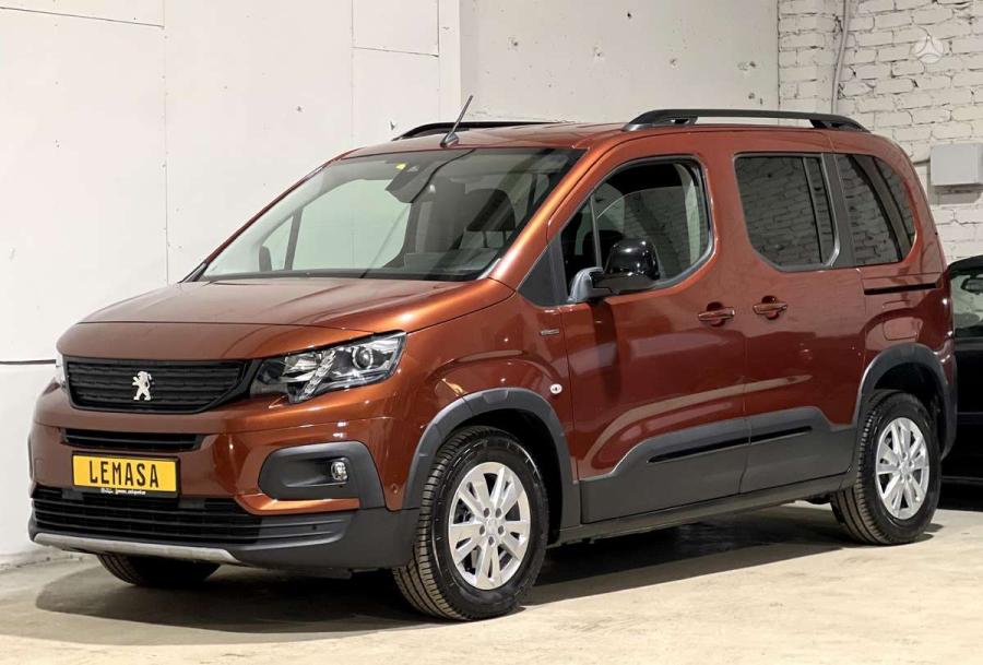 Brūns Peugeot Rifter 2019 Klaipėda, ar dzinēja tilpumu 1.50 L un nobraukumu 196 tūkst. km par 12900 €, foto 16 vietnē AUTOMOTO.COM.LV