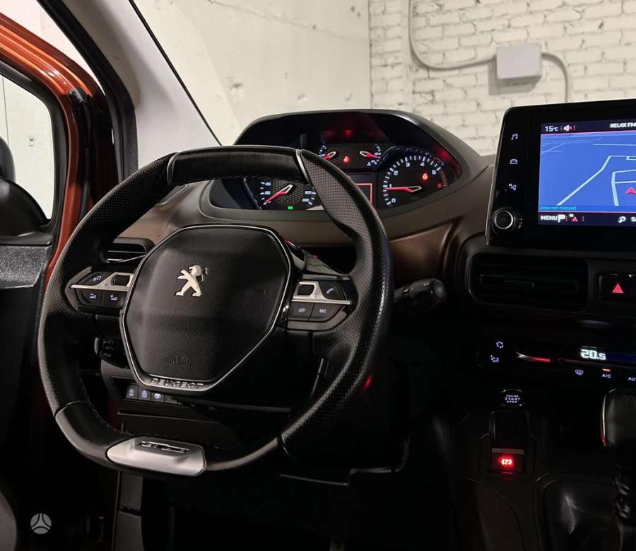 Brūns Peugeot Rifter 2019 Klaipėda, ar dzinēja tilpumu 1.50 L un nobraukumu 196 tūkst. km par 12900 €, foto 22 vietnē AUTOMOTO.COM.LV