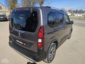 Brown Peugeot Rifter 2019 in Siauliai, with an engine capacity of 1.20 L and mileage of 162 thousand km for 9950 €, photo 9 on AUTOMOTO.COM.LV