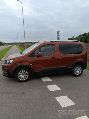 Коричневый Пежо Rifter 2019 в Рига, объемом двигателя 1.50 л и пробегом 150 тыс. км за 12000 €, фото 12 на AUTOMOTO.COM.LV