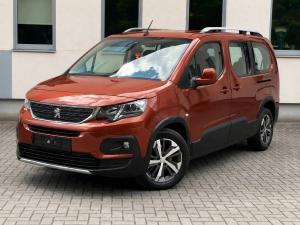 Brūns Peugeot Rifter 2019 Jelgava, ar dzinēja tilpumu 1.20 L un nobraukumu 146 tūkst. km par 10990 €, foto  vietnē AUTOMOTO.COM.LV