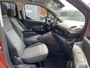 Brown Peugeot Rifter 2020 in Talsi, with an engine capacity of 1.20 L and mileage of 227 thousand km for 10900 €, photo 11 on AUTOMOTO.COM.LV