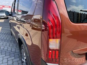 Brown Peugeot Rifter 2020 in Talsi, with an engine capacity of 1.20 L and mileage of 227 thousand km for 10900 €, photo 29 on AUTOMOTO.COM.LV