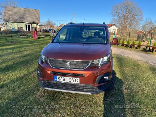 Brūns Peugeot Rifter 2018 Tallina, ar dzinēja tilpumu 1.50 L un nobraukumu 139 tūkst. km par 9700 €, foto 4 vietnē AUTOMOTO.COM.LV