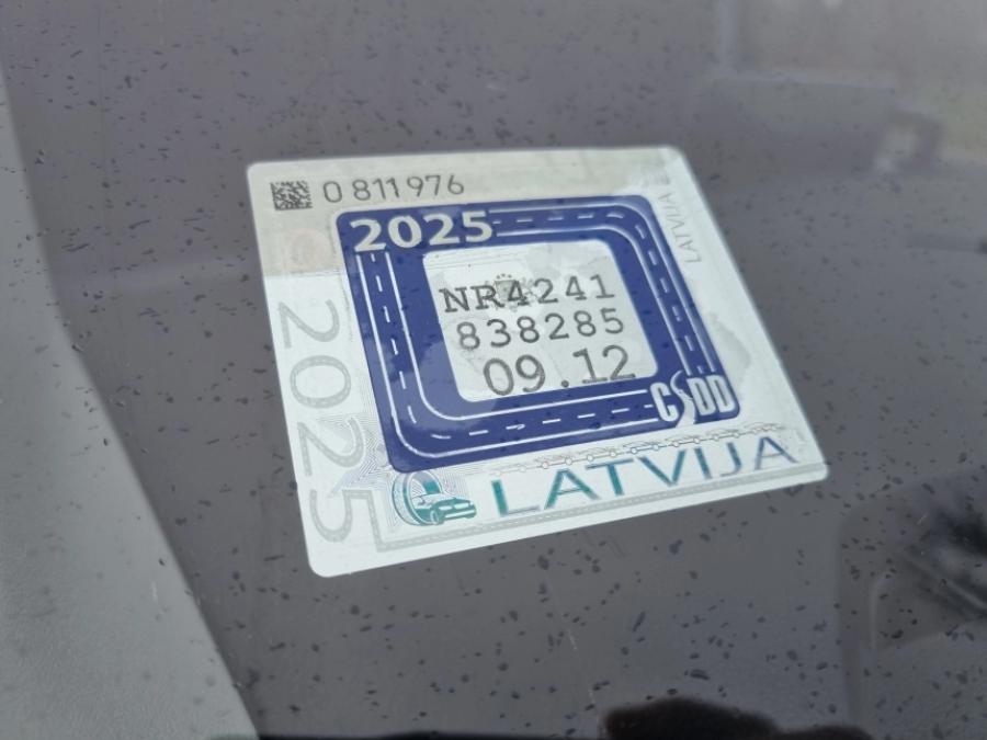 Grey Peugeot Rifter 2020 in Riga, with an engine capacity of 1.50 L and mileage of 45 thousand km for 18770 €, photo 3 on AUTOMOTO.COM.LV