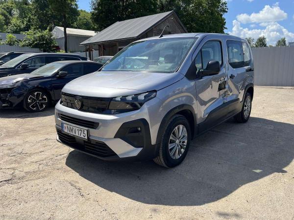 Grey Peugeot Rifter 2025 in Kaunas, with an engine capacity of 1.50 L and mileage of 15 thousand km for 11900 €, photo 2 on AUTOMOTO.COM.LV