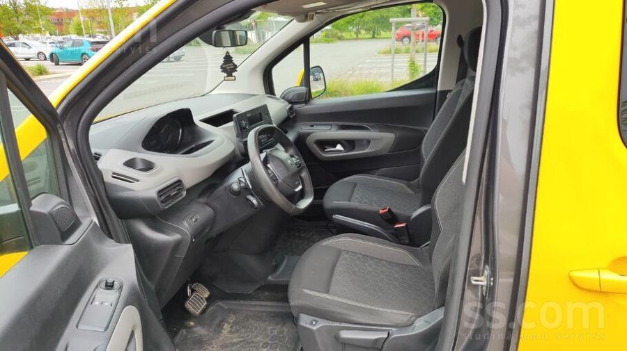 Pelēks Peugeot Rifter 2021 Rīga, ar dzinēja tilpumu 1.50 L un nobraukumu 98 tūkst. km par 9500 €, foto 13 vietnē AUTOMOTO.COM.LV