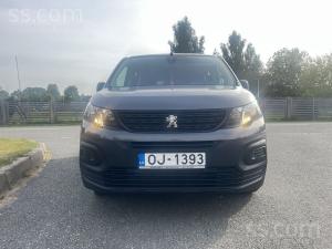Серый Пежо Rifter 2021 в Юрмала, объемом двигателя 1.50 л и пробегом 148 тыс. км за 9500 €, фото 3 на AUTOMOTO.COM.LV