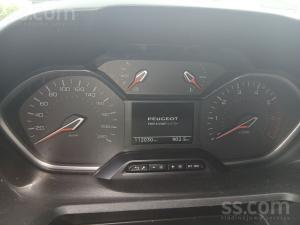 Grey Peugeot Rifter 2019 in Riga, with an engine capacity of 1.50 L and mileage of 112 thousand km for 7200 €, photo 18 on AUTOMOTO.COM.LV
