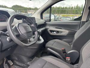 Pelēks Peugeot Rifter 2019 Viļņa, ar dzinēja tilpumu 1.50 L un nobraukumu 64 tūkst. km par 10500 €, foto 8 vietnē AUTOMOTO.COM.LV