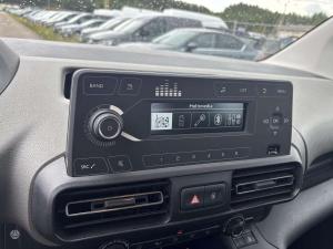 Pelēks Peugeot Rifter 2019 Viļņa, ar dzinēja tilpumu 1.50 L un nobraukumu 64 tūkst. km par 10500 €, foto 12 vietnē AUTOMOTO.COM.LV