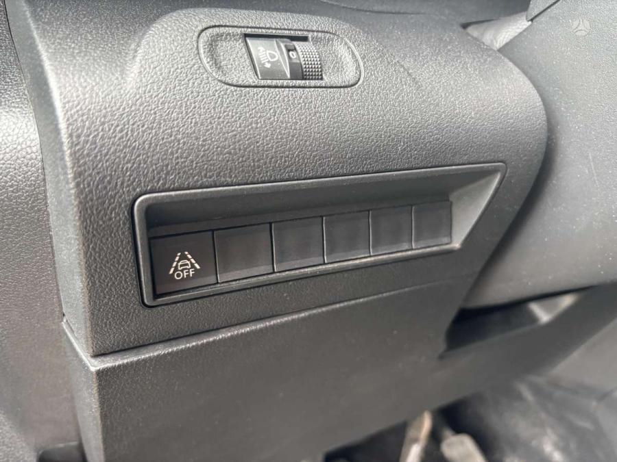 Pelēks Peugeot Rifter 2019 Viļņa, ar dzinēja tilpumu 1.50 L un nobraukumu 64 tūkst. km par 10500 €, foto 16 vietnē AUTOMOTO.COM.LV