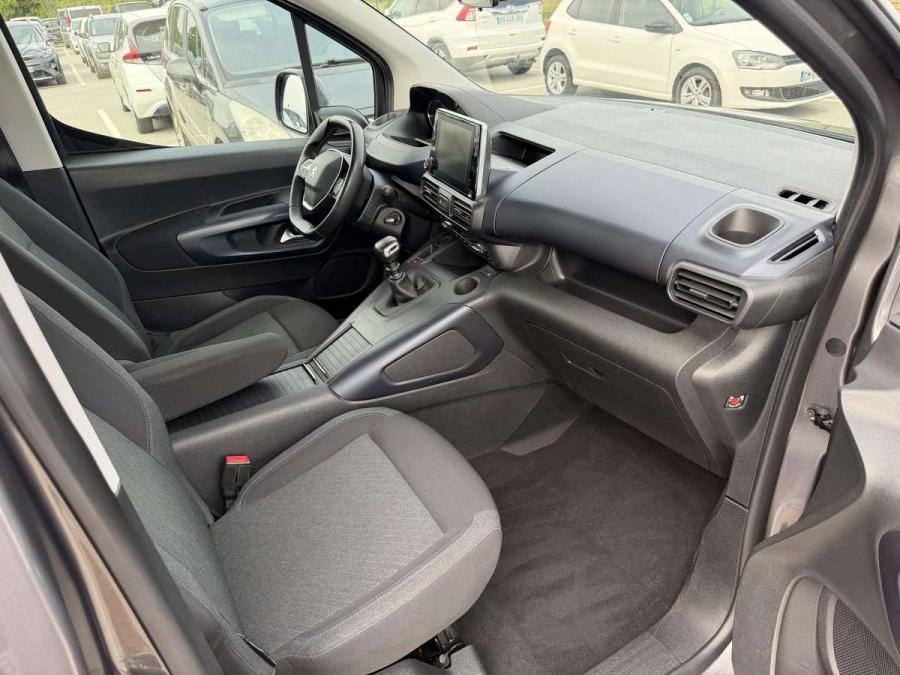 Pelēks Peugeot Rifter 2019 Tauragė, ar dzinēja tilpumu 1.20 L un nobraukumu 195 tūkst. km par 7500 €, foto 7 vietnē AUTOMOTO.COM.LV