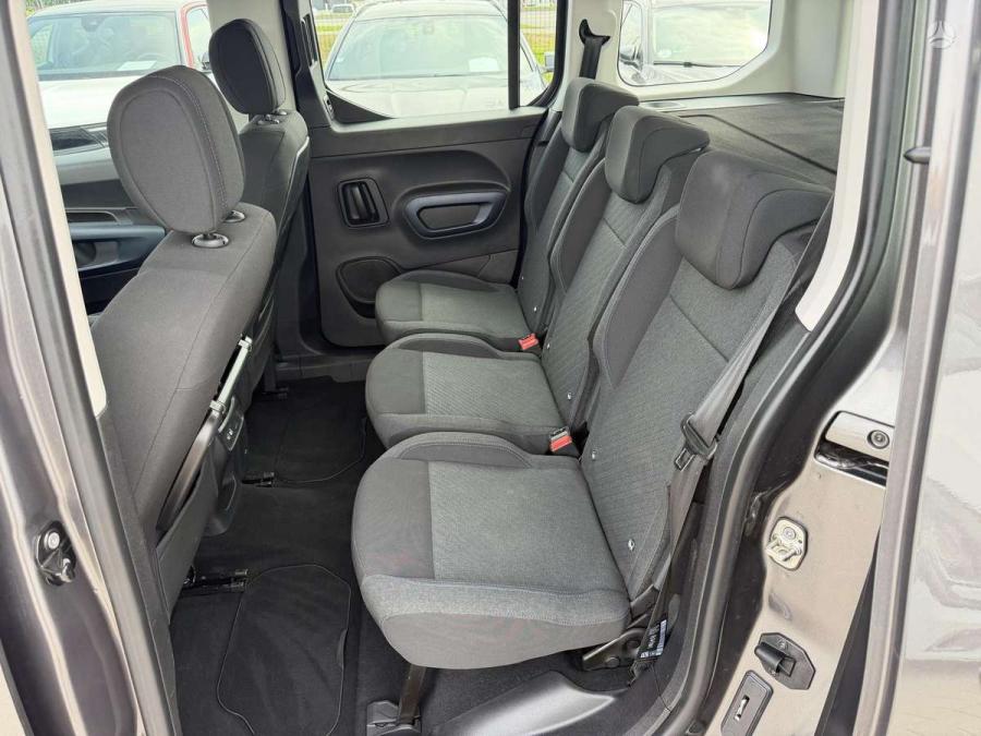 Pelēks Peugeot Rifter 2019 Tauragė, ar dzinēja tilpumu 1.20 L un nobraukumu 195 tūkst. km par 7500 €, foto 8 vietnē AUTOMOTO.COM.LV