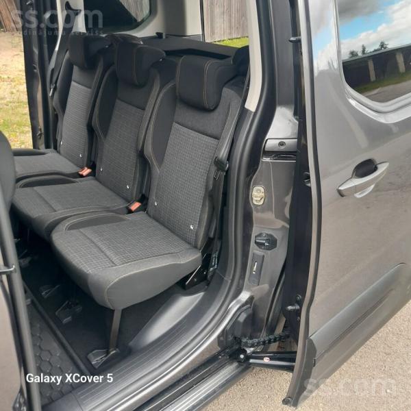 Peugeot Rifter 2019 Limbaži vietnē Pelēks Peugeot Rifter 2019 Limbaži, ar dzinēja tilpumu 1.50 L un nobraukumu 146 tūkst. km par 13900 €, foto 11 vietnē AUTOMOTO.COM.LV