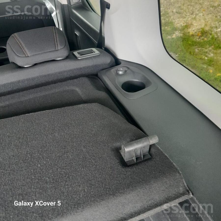 Grey Peugeot Rifter 2019 in Limbazi, with an engine capacity of 1.50 L and mileage of 146 thousand km for 13900 €, photo 20 on AUTOMOTO.COM.LV