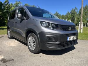 Grey Peugeot Rifter 2020 in Riga, with an engine capacity of 1.50 L and mileage of 150 thousand km for 8990 €, photo  on AUTOMOTO.COM.LV