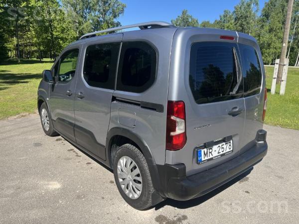 Серый Пежо Rifter 2020 в Рига, объемом двигателя 1.50 л и пробегом 150 тыс. км за 8990 €, фото 3 на AUTOMOTO.COM.LV