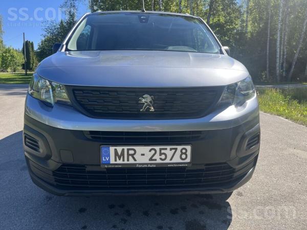 Серый Пежо Rifter 2020 в Рига, объемом двигателя 1.50 л и пробегом 150 тыс. км за 8990 €, фото 4 на AUTOMOTO.COM.LV