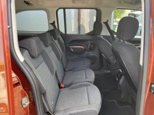 Grey Peugeot Rifter 2020 in Talsi, with an engine capacity of 1.20 L and mileage of 227 thousand km for 9800 €, photo 10 on AUTOMOTO.COM.LV