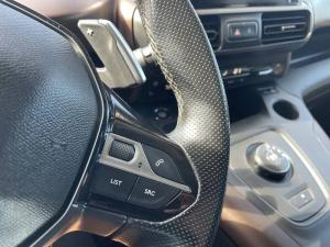 Grey Peugeot Rifter 2020 in Talsi, with an engine capacity of 1.20 L and mileage of 227 thousand km for 9800 €, photo 18 on AUTOMOTO.COM.LV